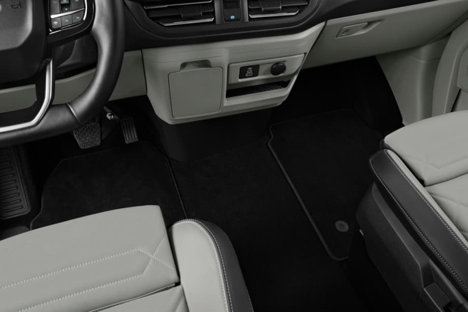 Ford Tourneo Custom (neues Modell) (2025): Technische Daten, Maße ...