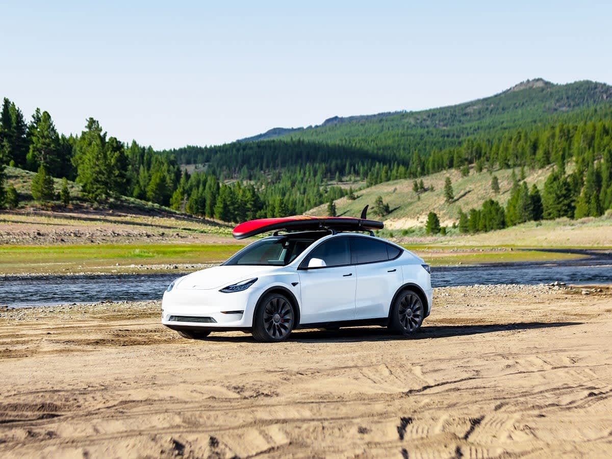Model y tesla suv store